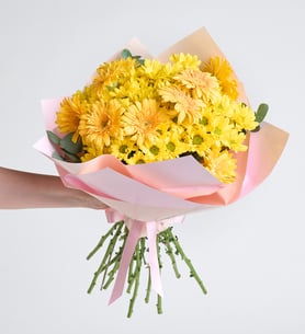 Envía gerberas amarillas frescas a domicilio con LolaFlora