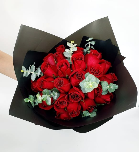 Ramo de 24 rosas rojas