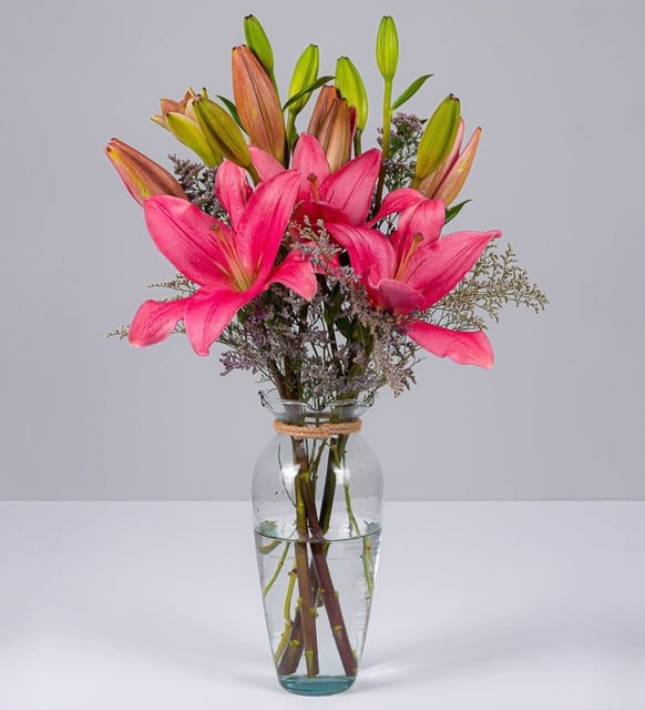 Detalle de Lilys Rosa- Flores a Domicilio - LolaFlora