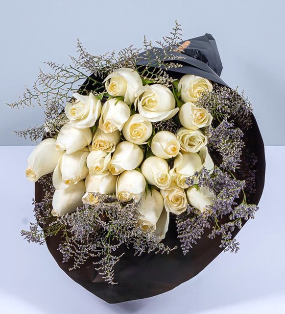 Bouquet 24 Rosas Blancas - Flores a Domicilio - LolaFlora